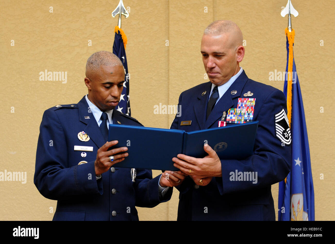 Joint space operations center hi-res stock photography and images - Alamy