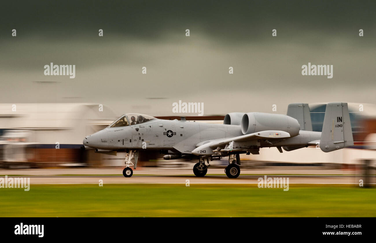An A-10C pilot from the 163rd Fighter Squadron at the 122nd Fighter ...
