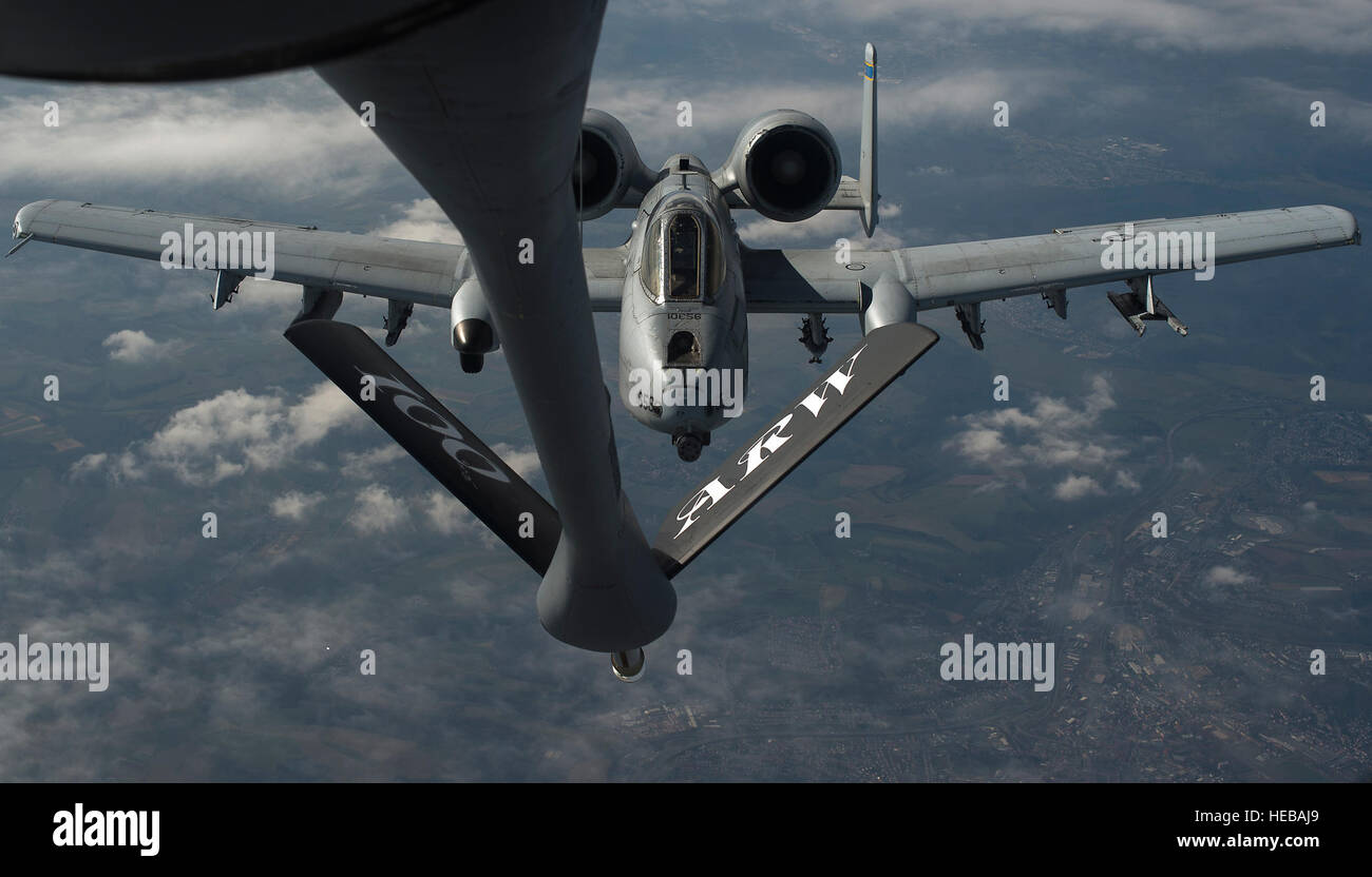 354th expeditionary fighter squadron hi-res stock photography and ...