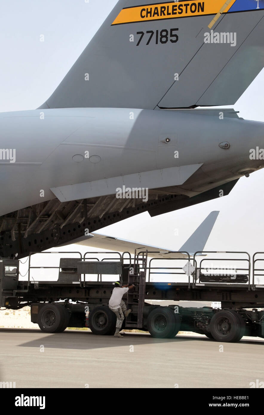 Air transportation Airmen from the 380th Expeditionary Logistics ...
