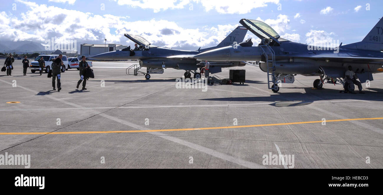 457th fighter squadron hi-res stock photography and images - Alamy