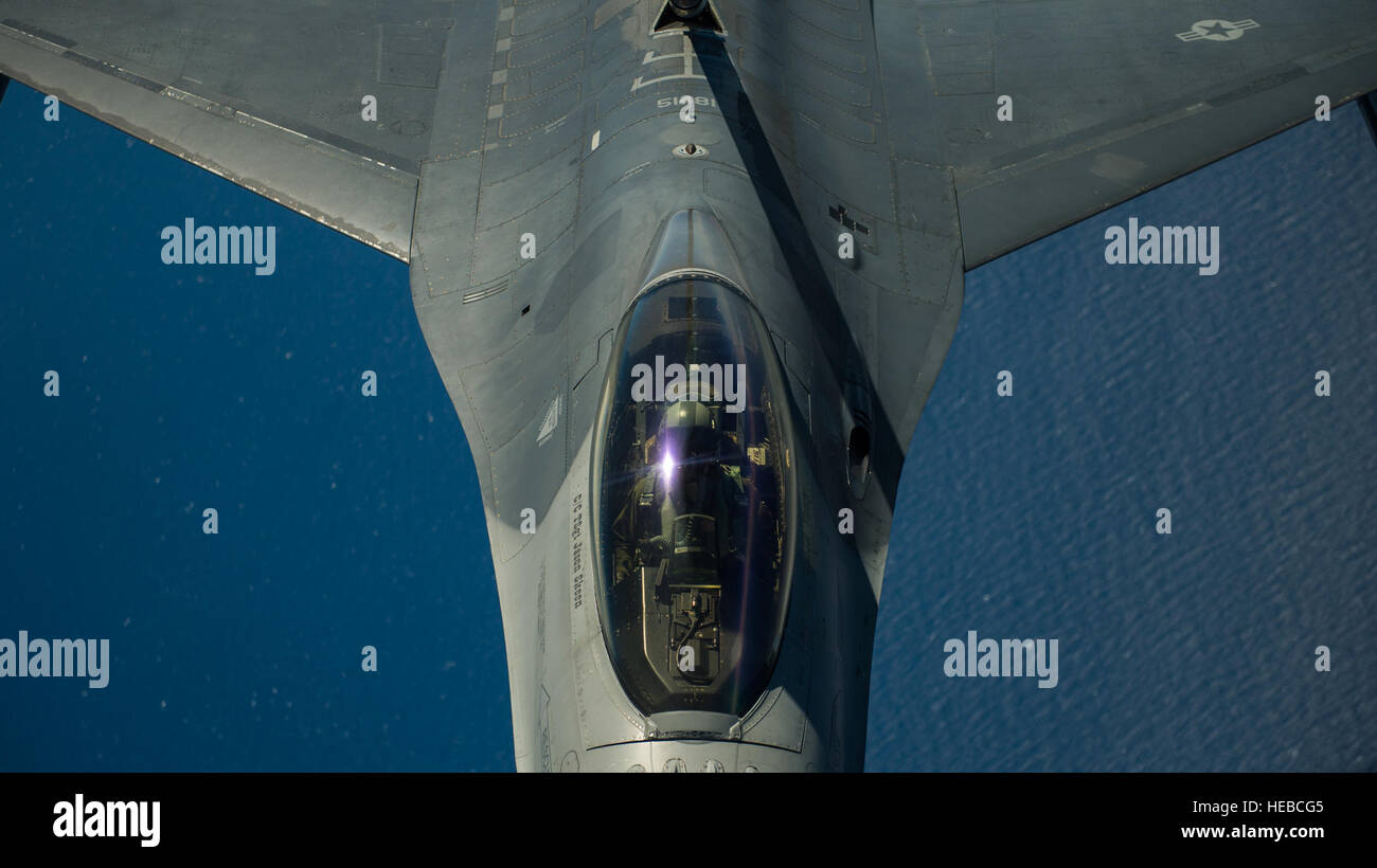 A U.S. Air Force F-16 Fighting Falcon aircraft with the 301st Fighter ...