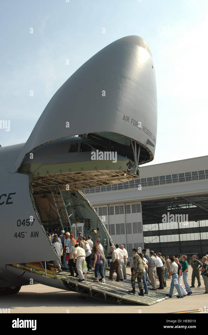 Air force 445th airlift wing hi-res stock photography and images - Alamy