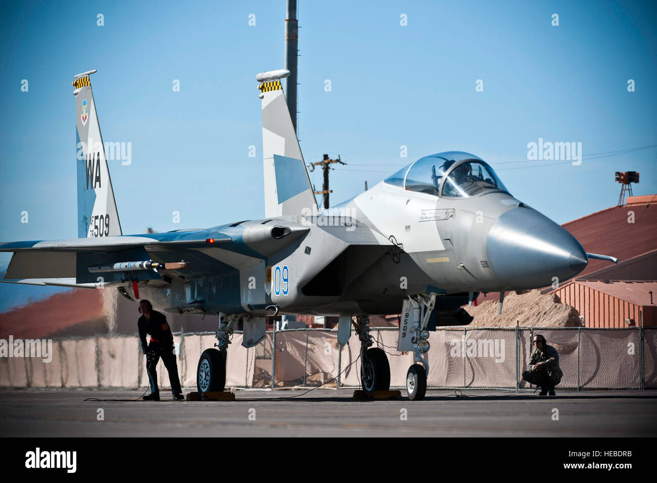 U.S. Air Force Airman 1st Class Jason Kerr and Senior Airman Jeffrey ...