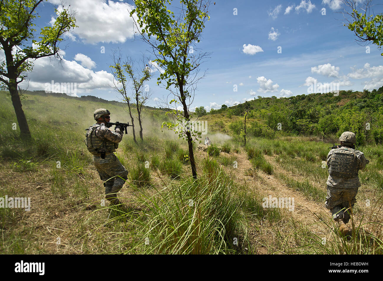 U.S. Army Reserve soldiers from Charlie Company, 100th Battalion, 442nd ...