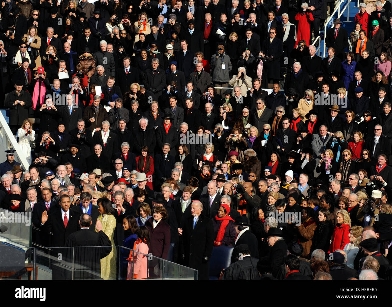 George washington takes oath of office hi-res stock photography and ...