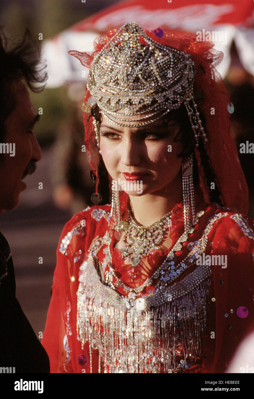 An Uzbekistani woman wears traditional clothes Stock Photo - Alamy
