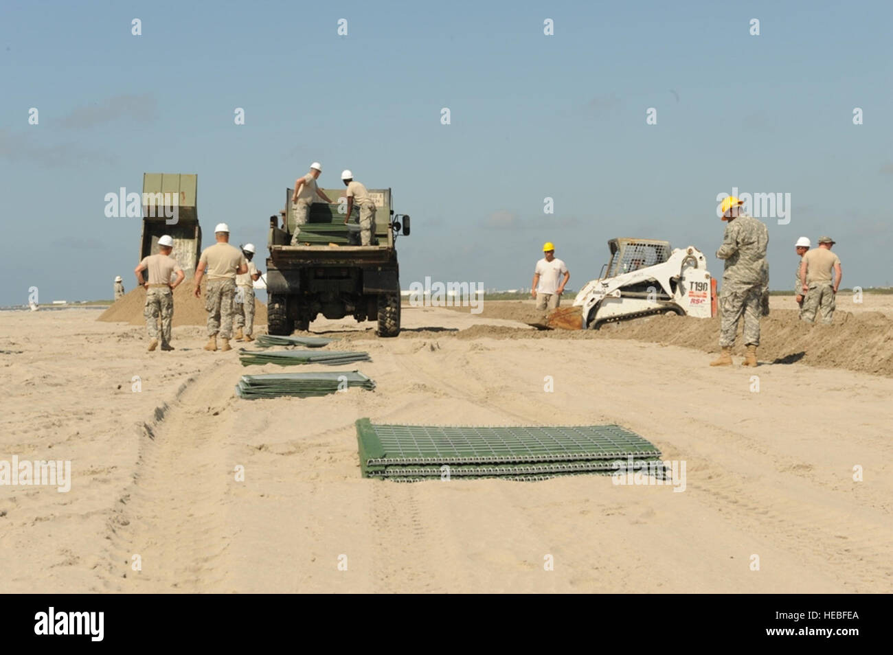 Soldiers of the Louisiana National Guard's 527th and 769th Engineer ...