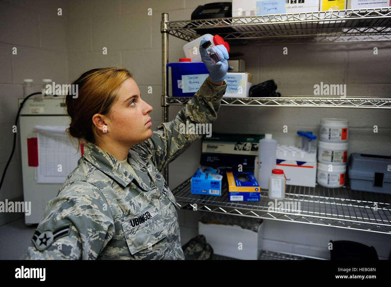 U.S. Air Force Airman 1st Class Amber Ubinger, 20th Aerospace Medical ...