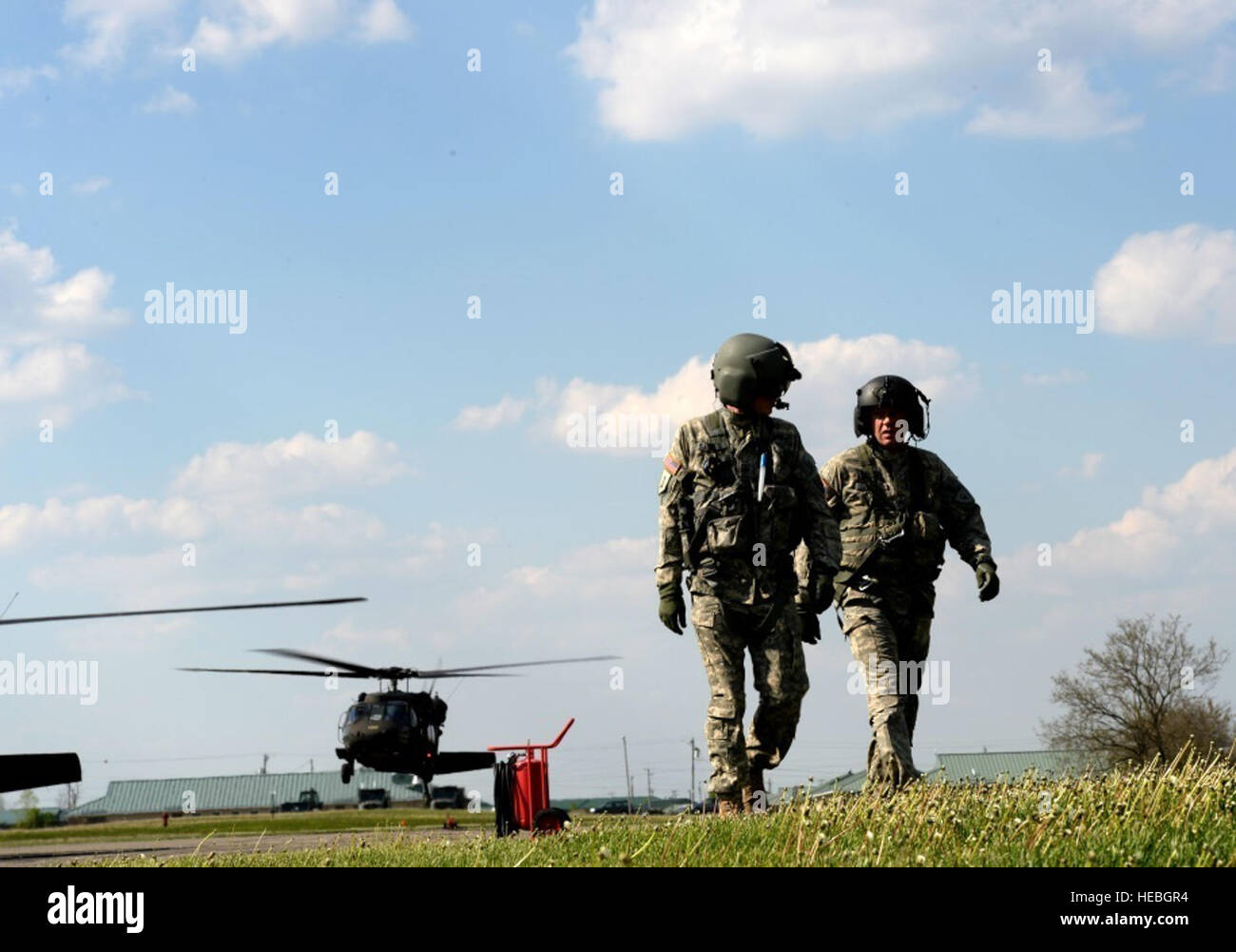 Members from the 1st Combat Aviation Brigade, 1st Infantry Division ...