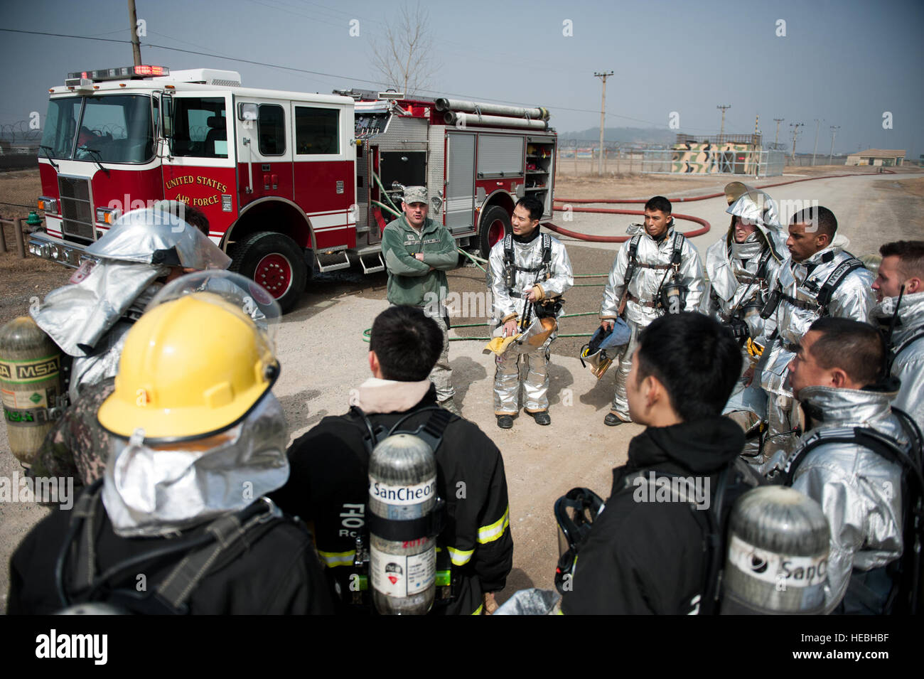 Firefighter briefing hi-res stock photography and images - Alamy