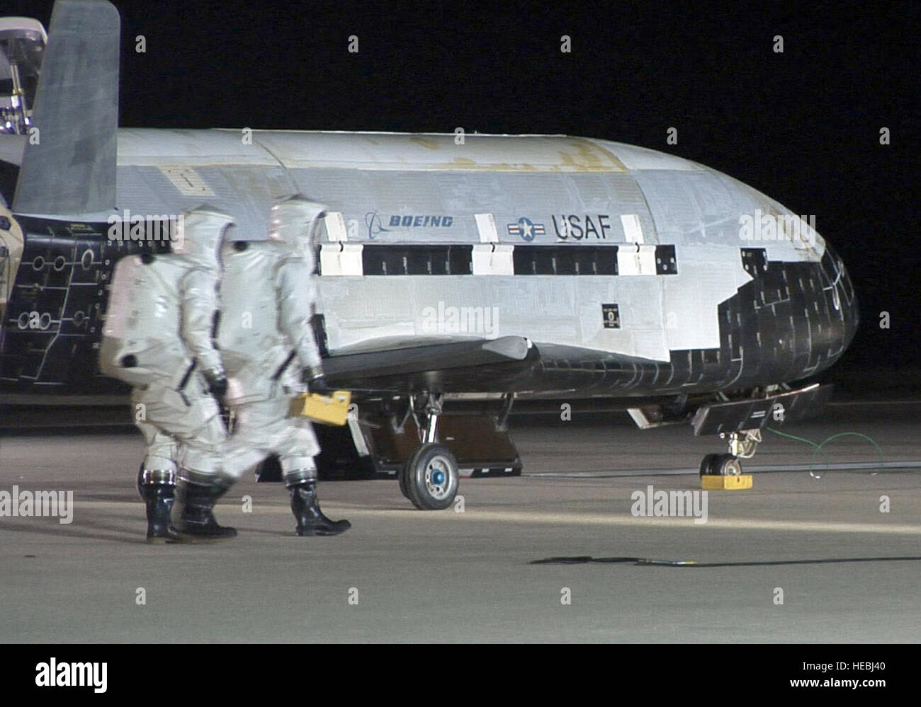 The X-37B Orbital Test Vehicle undergoes post-landing operations at ...