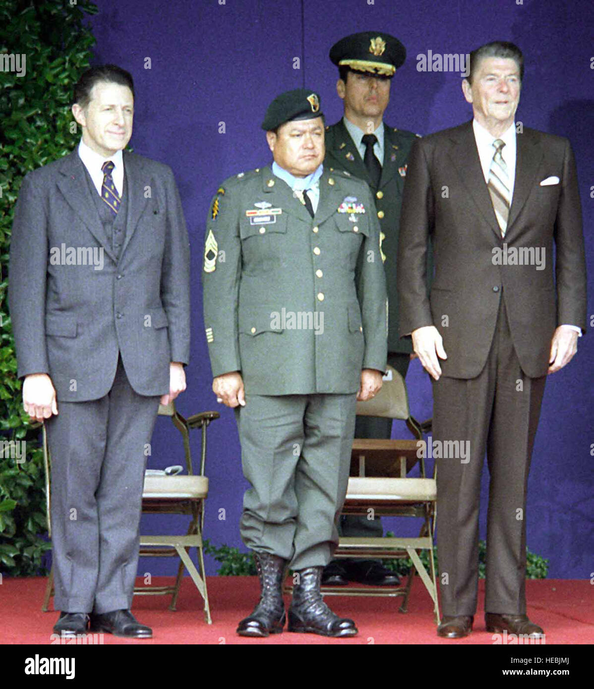 President Ronald Reagan, right, stands beside Medal of Honor recipient ...