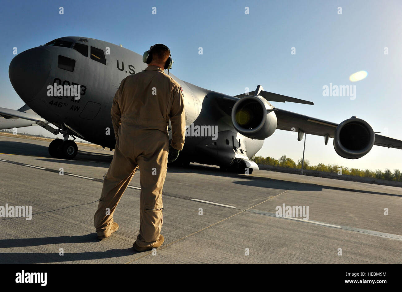 U.S. Air Force Staff Sgt. James Harp, C-17 Globemaster III Loadmaster ...