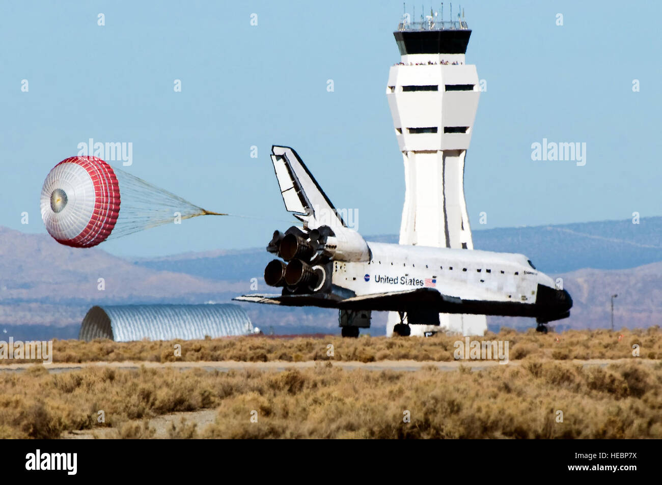 Space Shuttle Endeavour and its crew of seven astronauts touches down ...