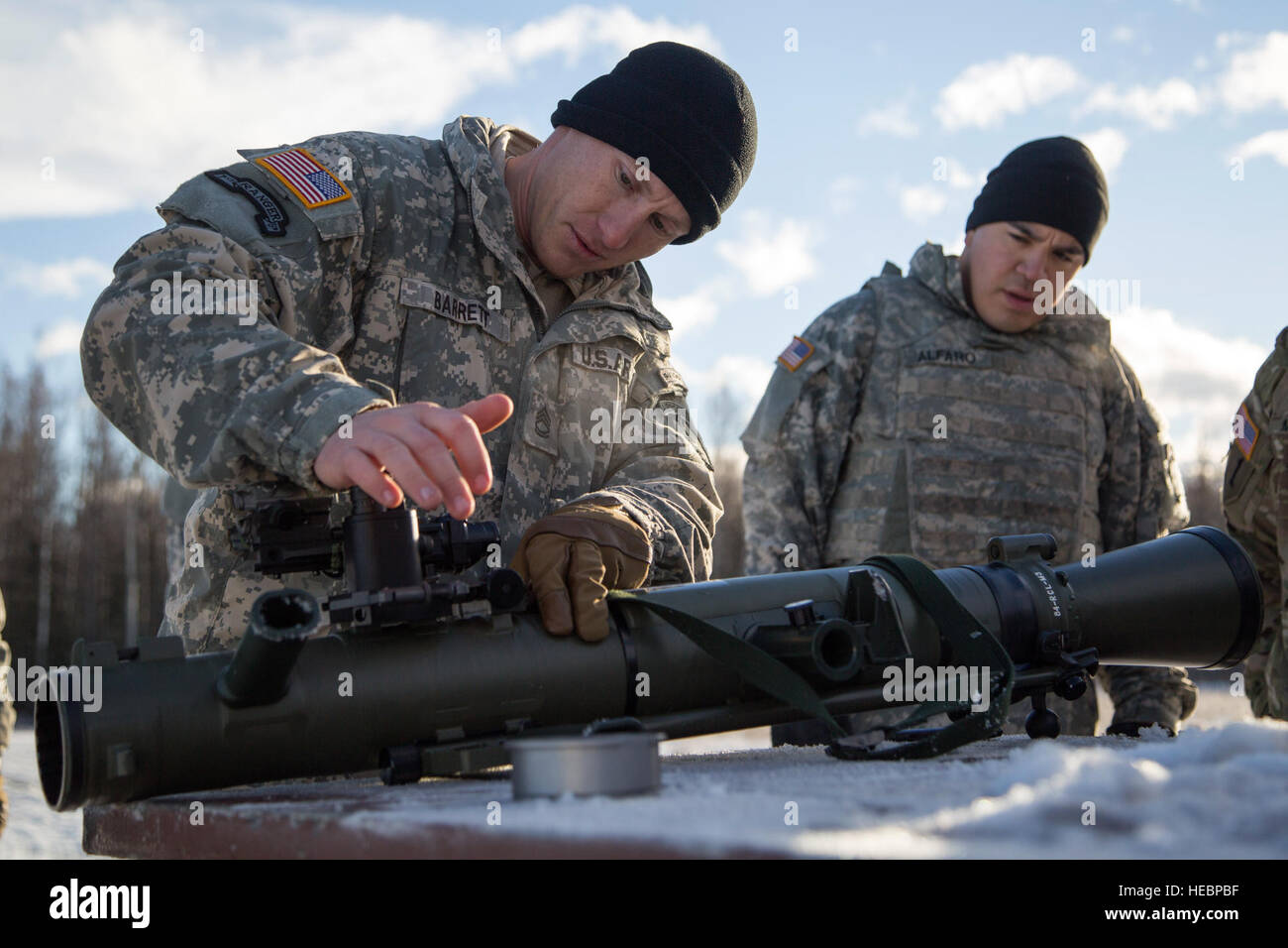 U.S. Army paratroopers train with the Carl Gustaf 84mm recoilless rifle ...