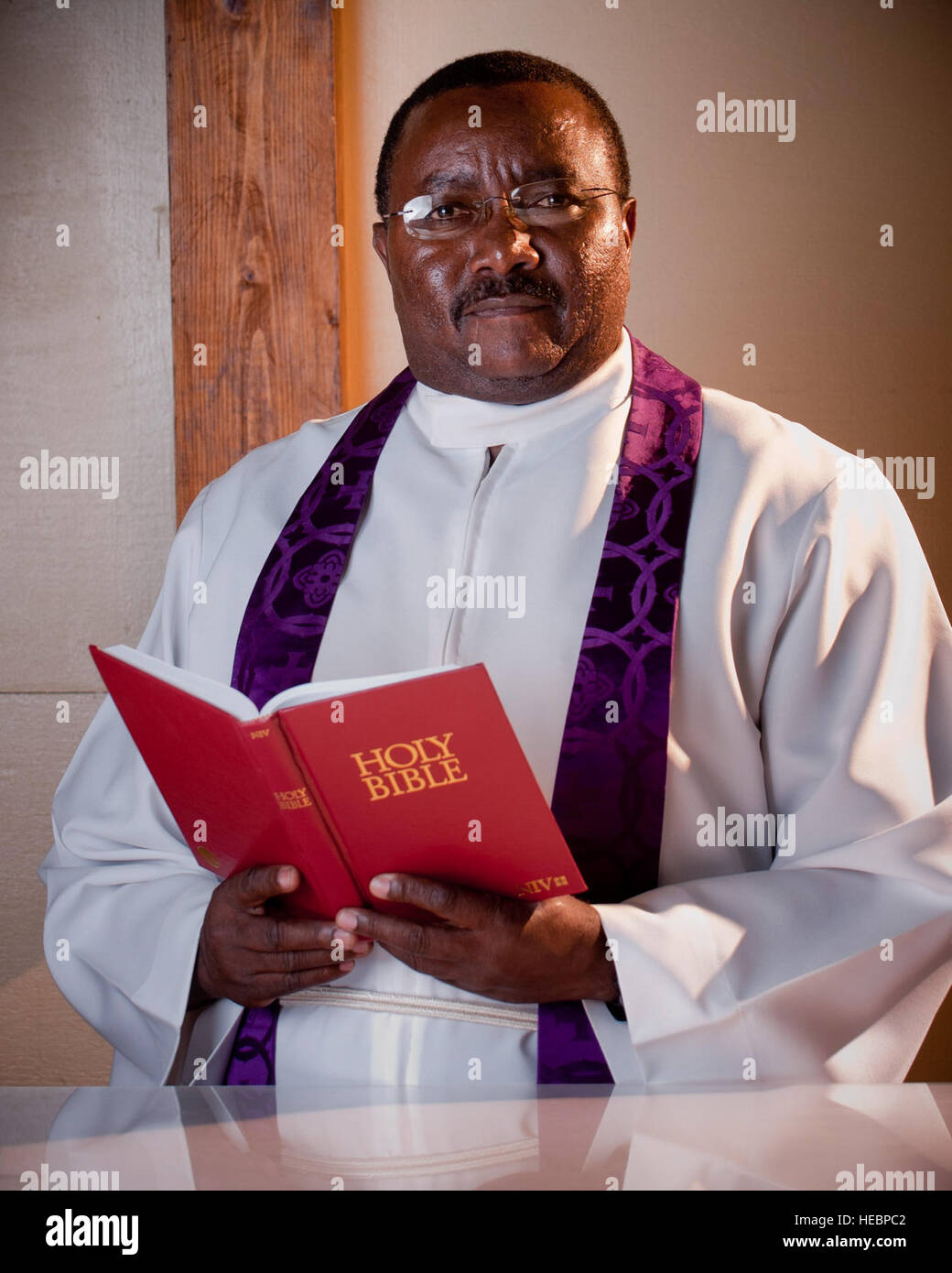 Ministry defense air service hi-res stock photography and images - Alamy