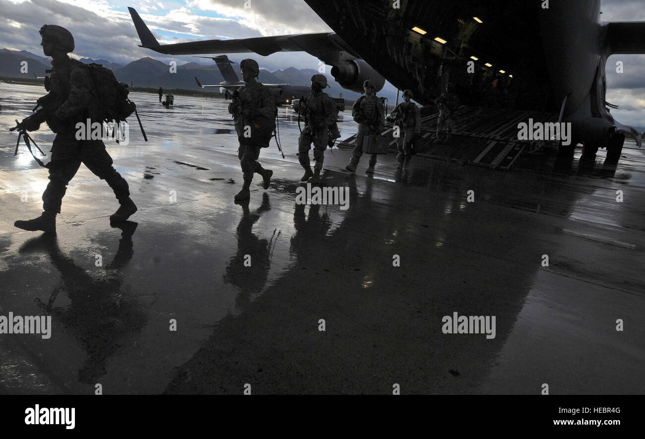 Soldiers of U.S. Army Alaska's 1st Stryker Brigade Combat Team, 3rd ...