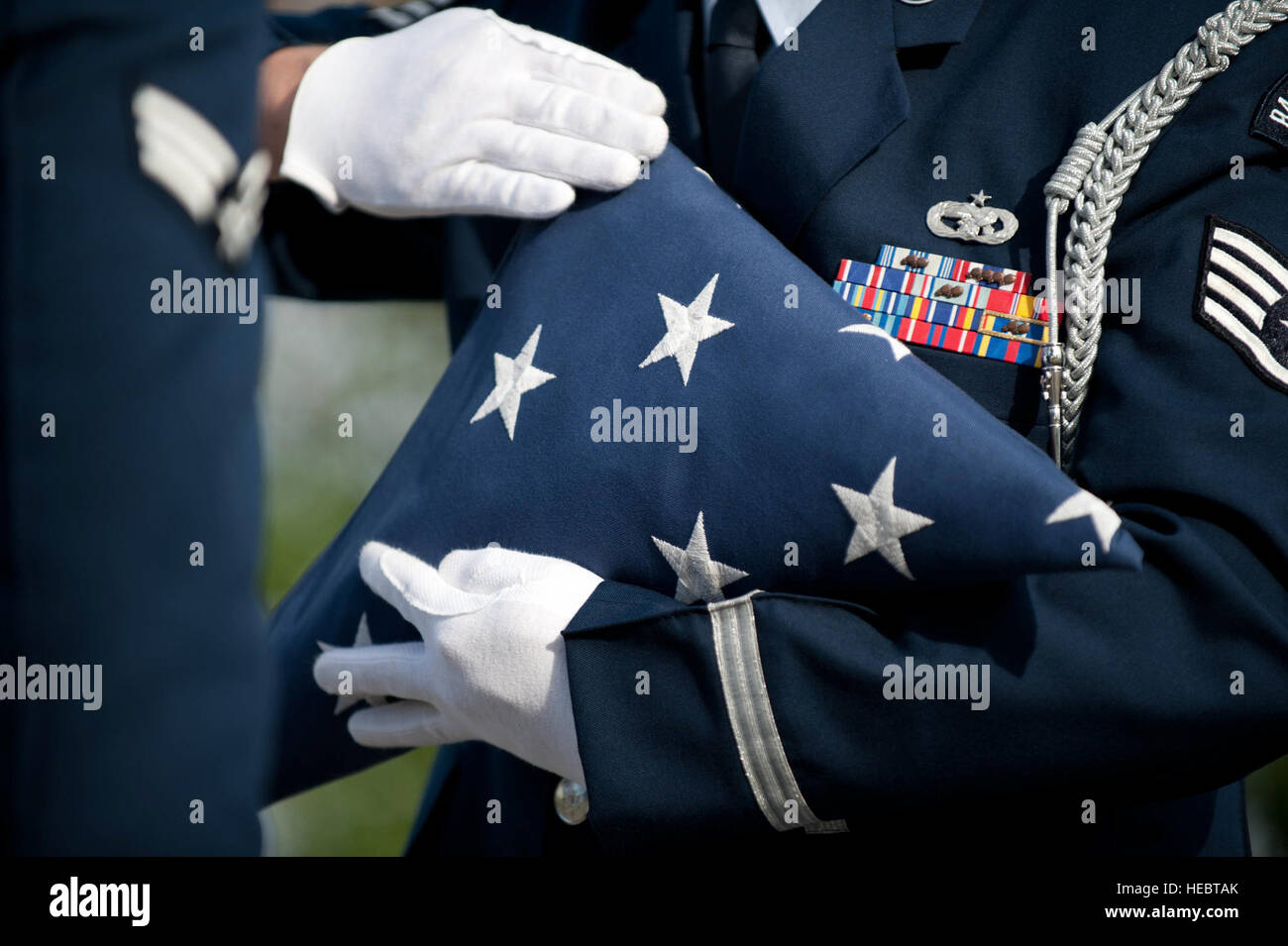 Us honor guard flag folding hi-res stock photography and images - Alamy