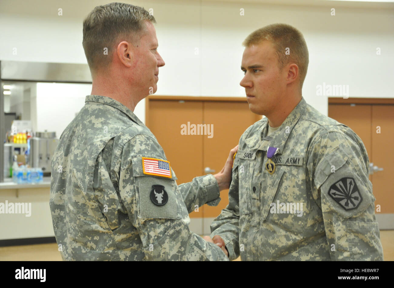 Purple Heart Award Us Army High Resolution Stock Photography and Images ...