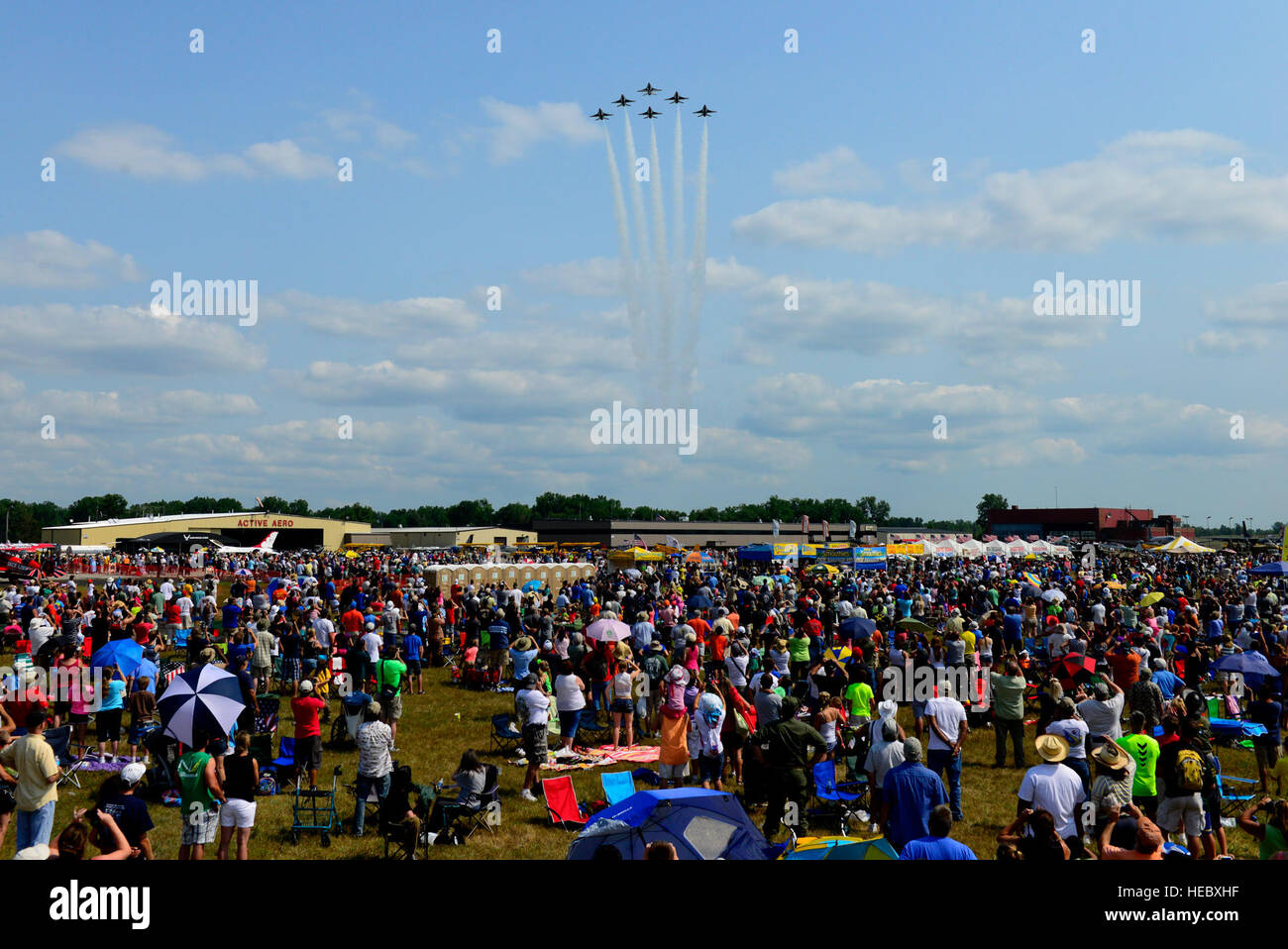 Thunderbirds pilots perform a Delta Formation flyover for 45,000 ...