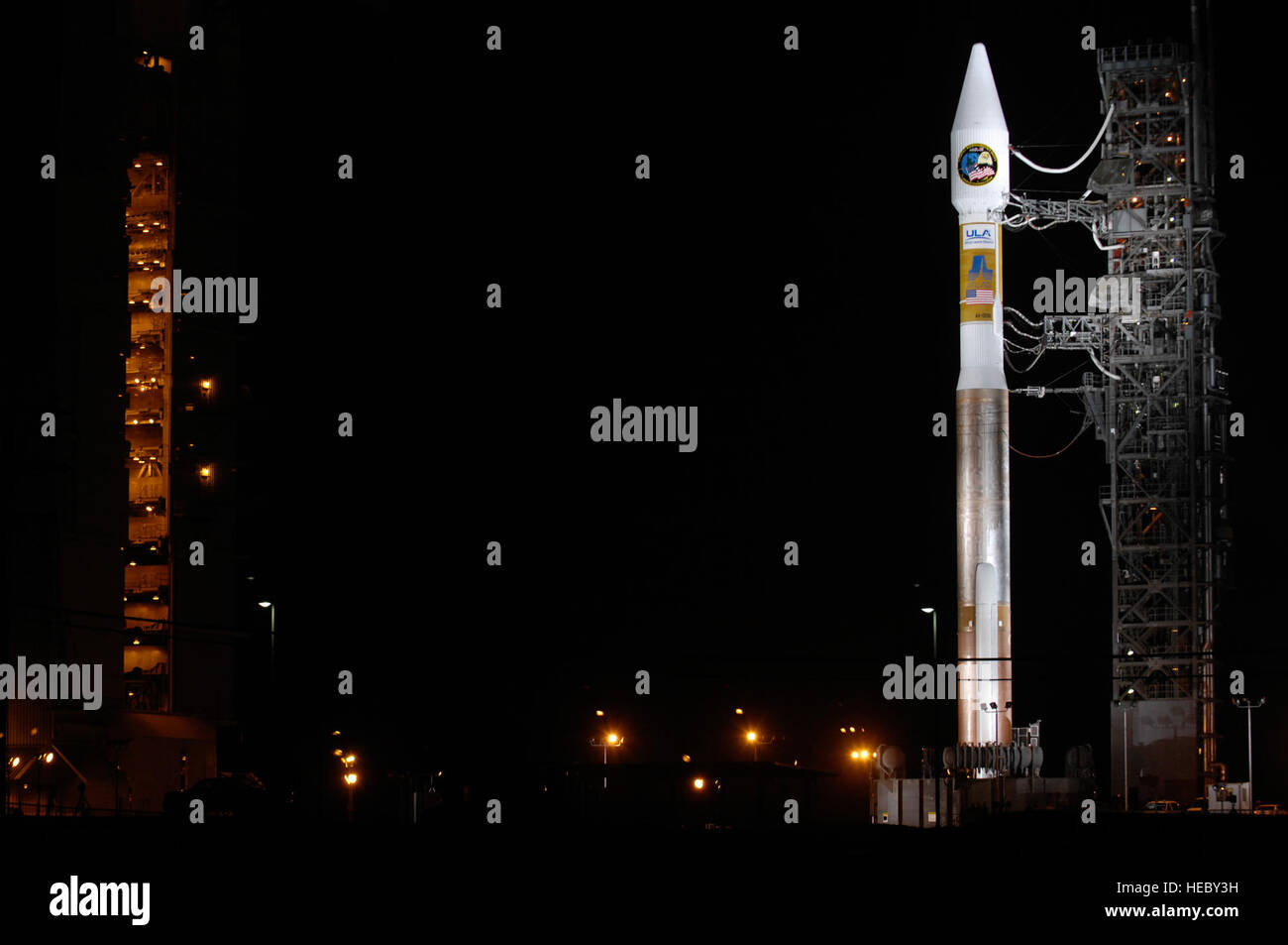 VANDENBERG AIR FORCE BASE, Calif. Ð An Atlas V stands on Space Launch ...