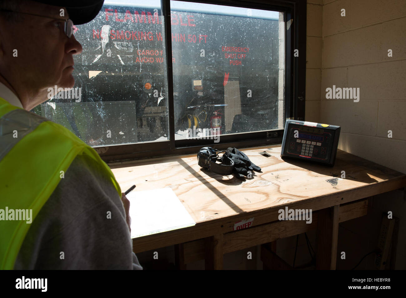 Air force fuels flight hi-res stock photography and images - Alamy