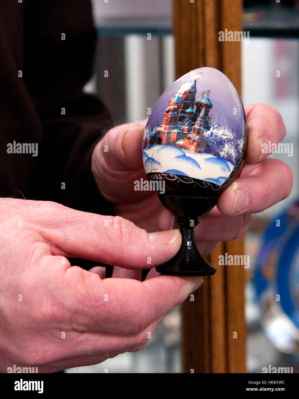 Rex Ellis, 90th Missile Wing treaty compliance office chief, showcases ...