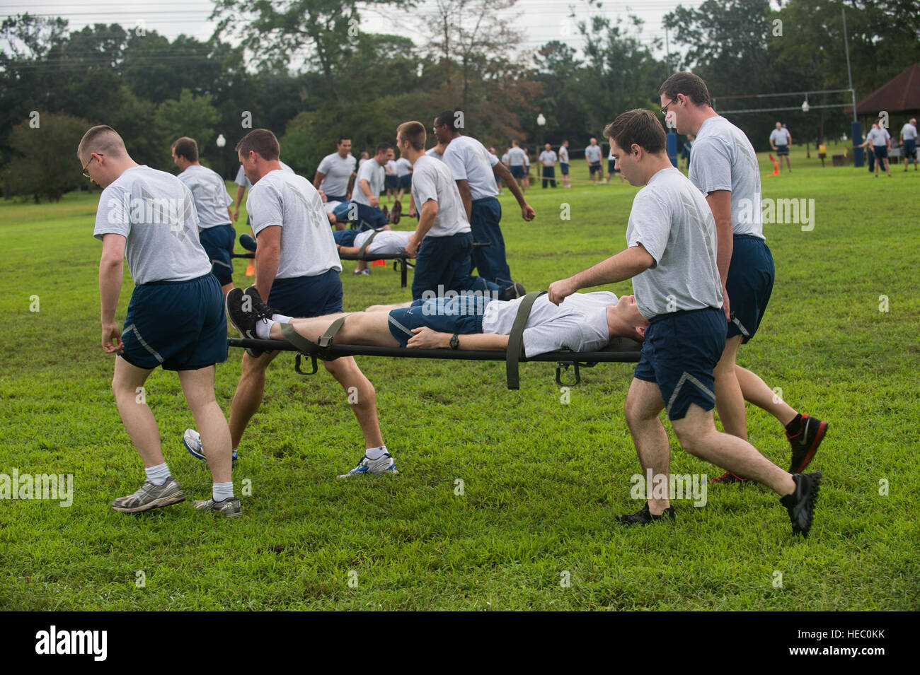 Litter carry race hi-res stock photography and images - Alamy