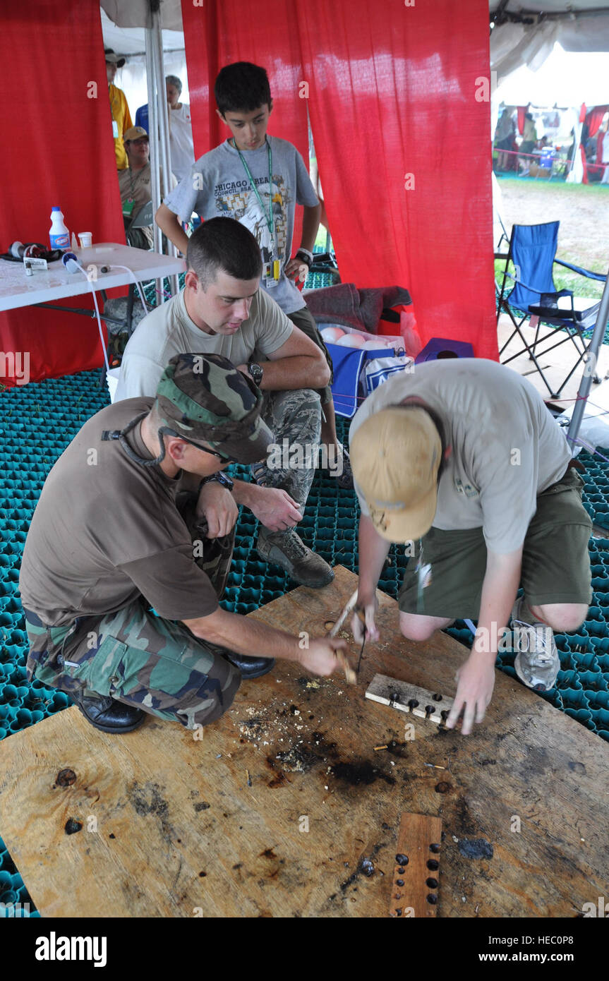Air Force SERE instructors teach Boy Scouts fire-starting techniques ...