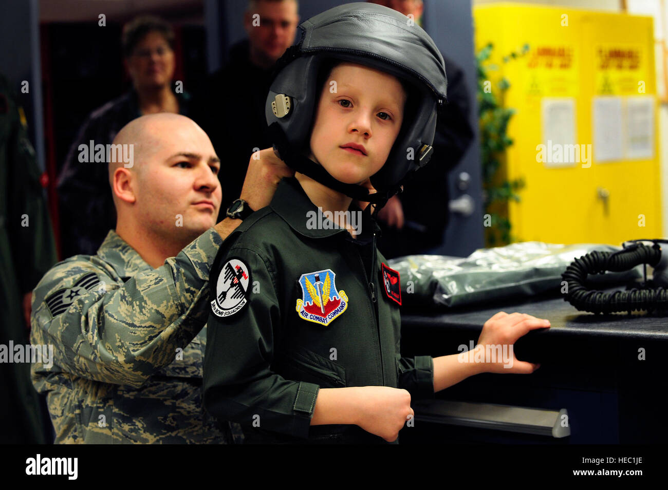 U.S. Air Force Tech. Sgt. Chris Shapiro, left, the 34th Bomb Squadron ...