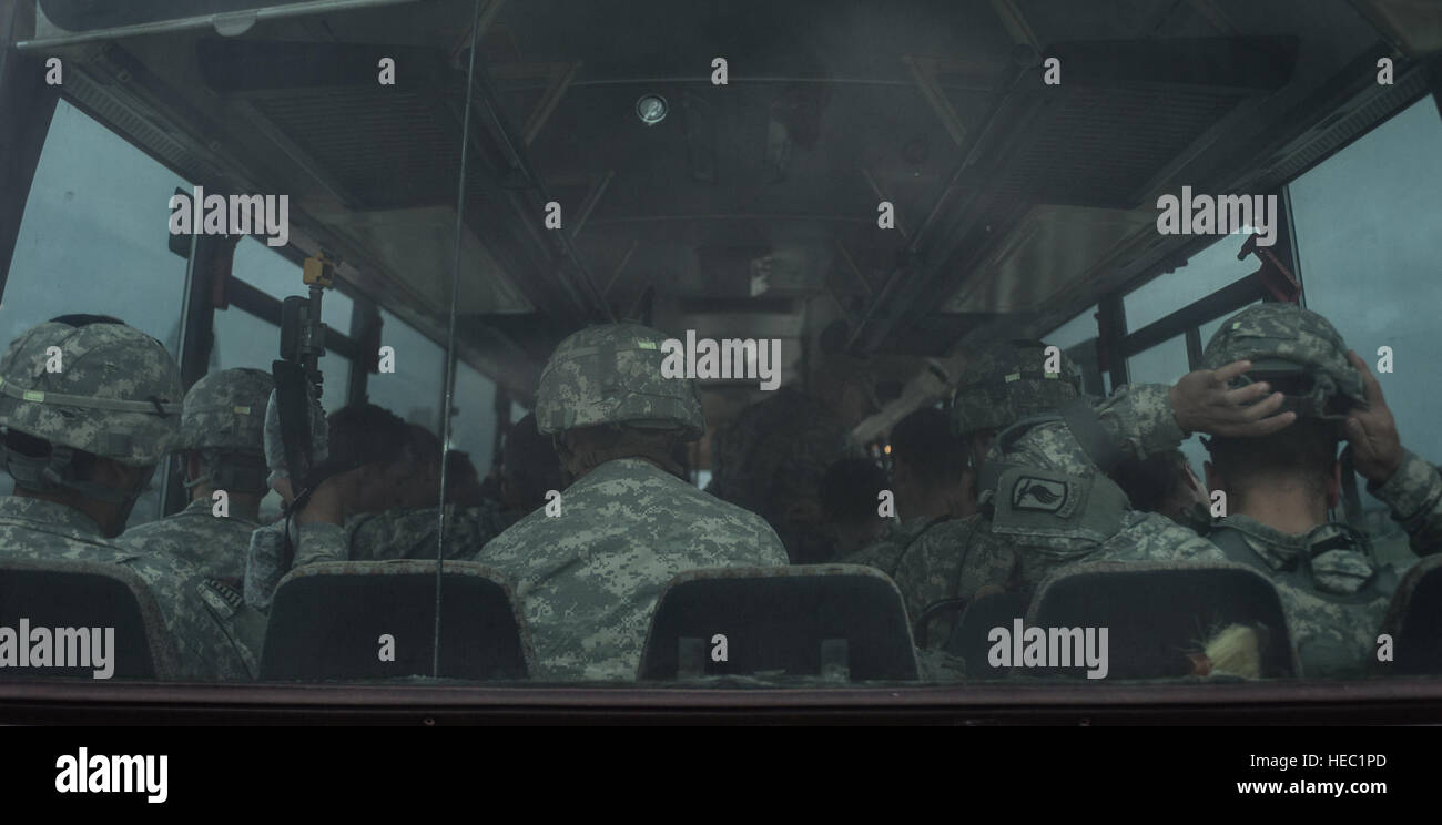 U.S. Army paratroopers with the 1st 503rd Infantry Regiment, 173rd ...