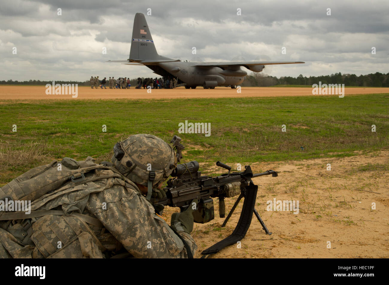 U.S. Army Pfc. Brandon Edgeman, 2-16, Aco 2-3, Fort Riley, Kan ...