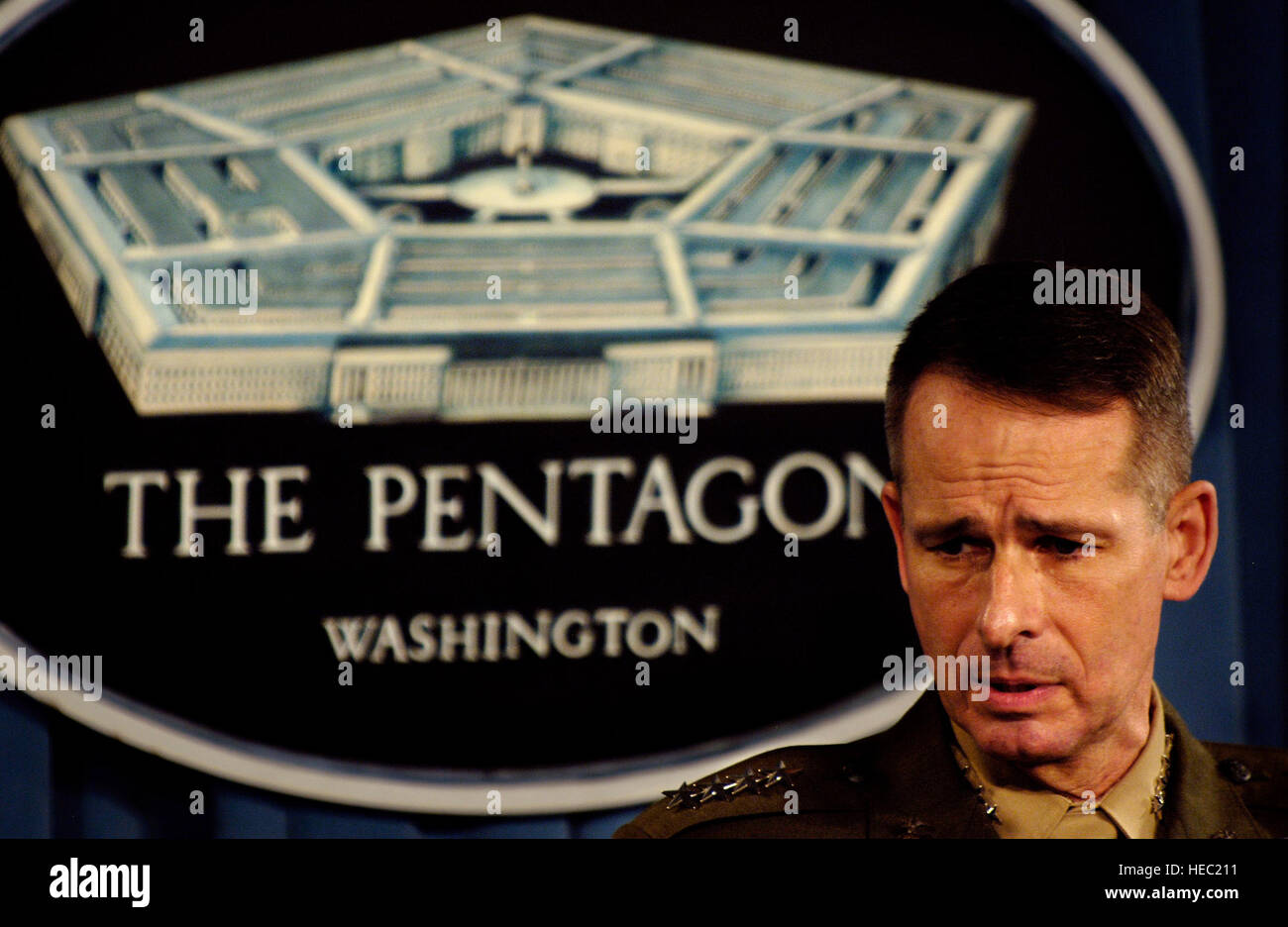 Chairman of the Joint Chiefs of Staff U.S. Marine Gen. Peter Pace ...