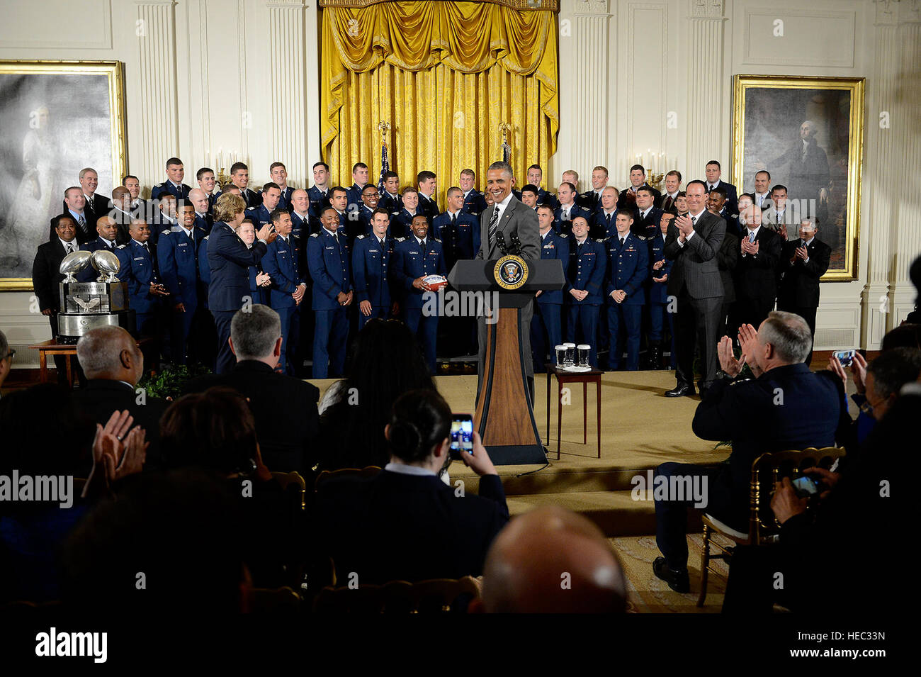 President Barack Obama congratulates the U.S. Air Force Academy ...