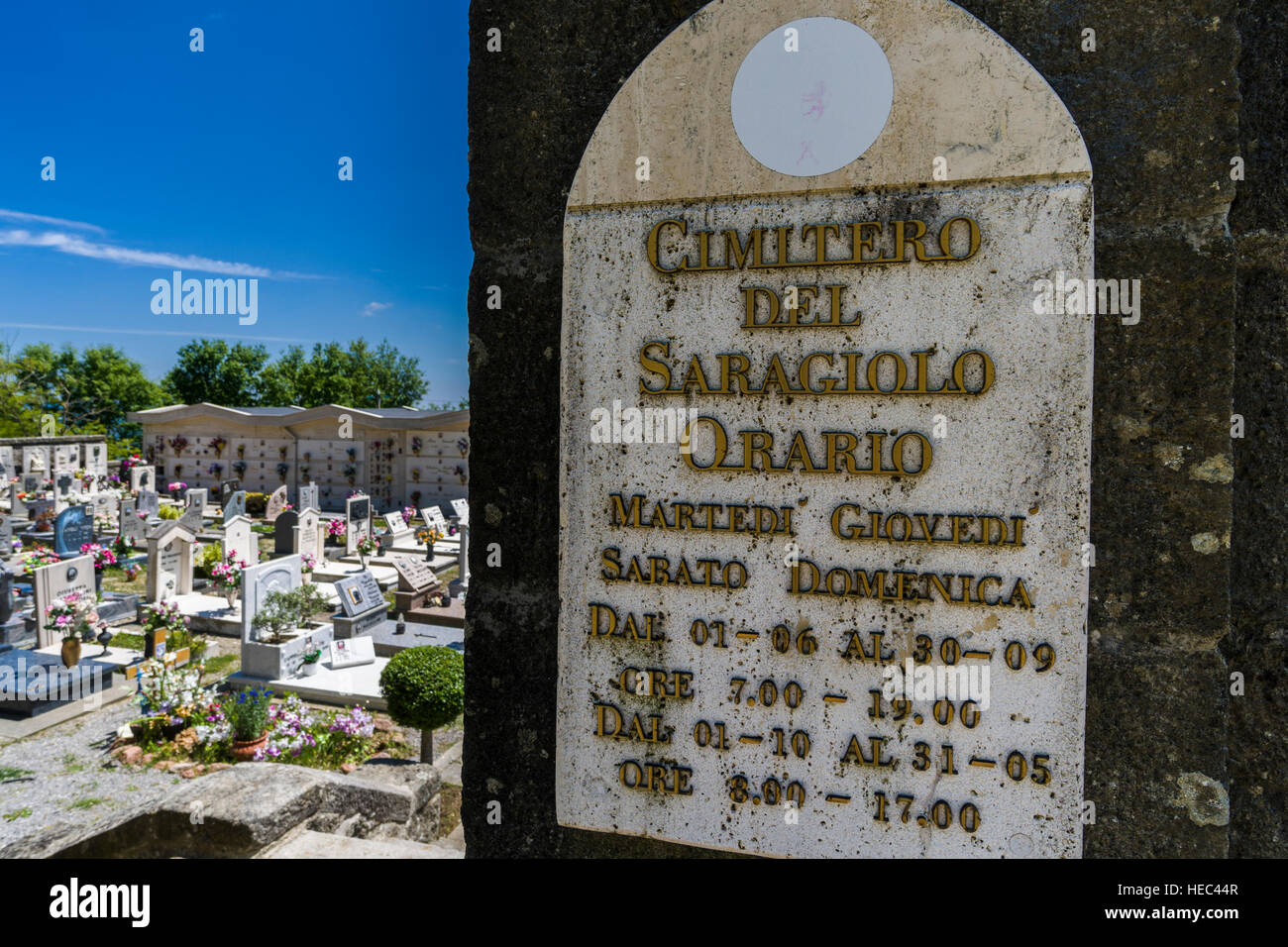 Italian cemetery hi-res stock photography and images - Alamy
