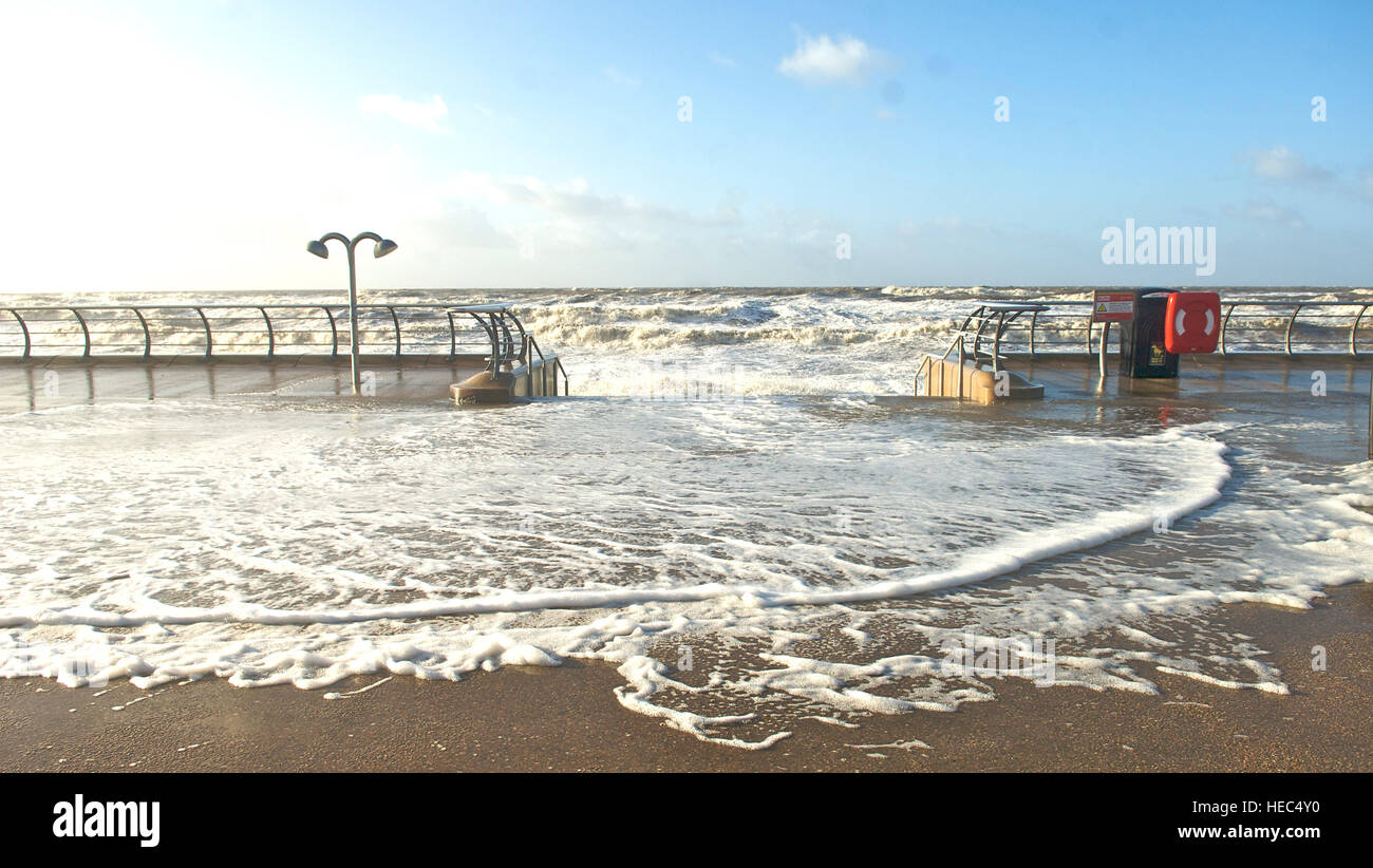 Waves break through flood defenses on Blackpool sea front Stock Photo ...