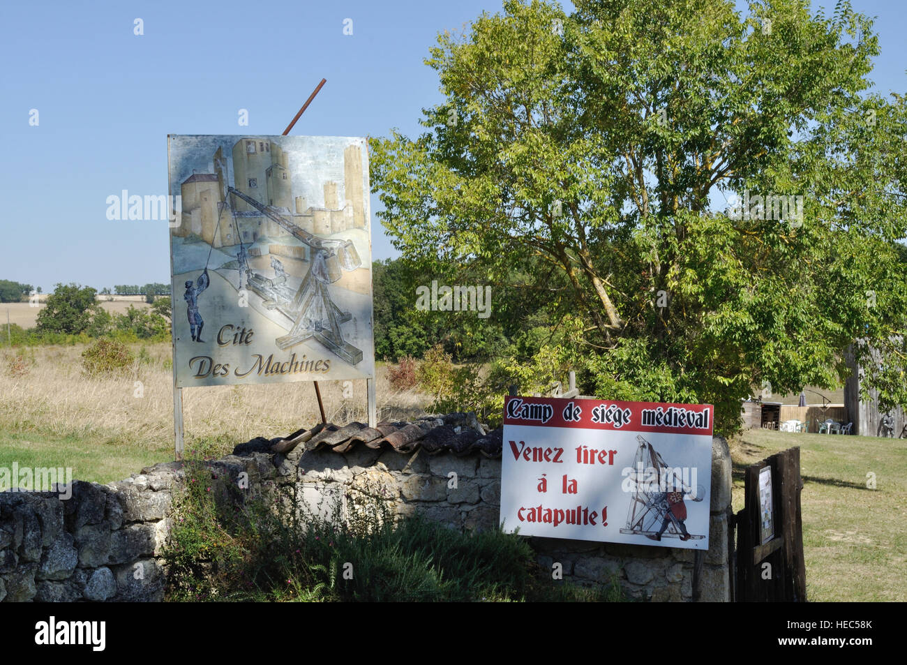 Medieval catapults High Resolution Stock Photography and Images - Alamy