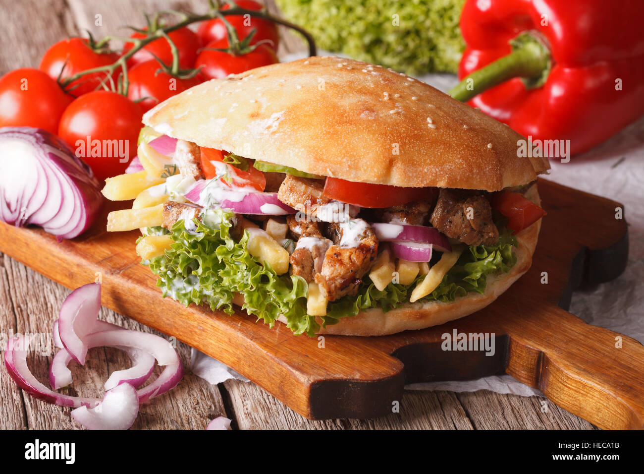 Doner kebab gyro hi-res stock photography and images - Alamy