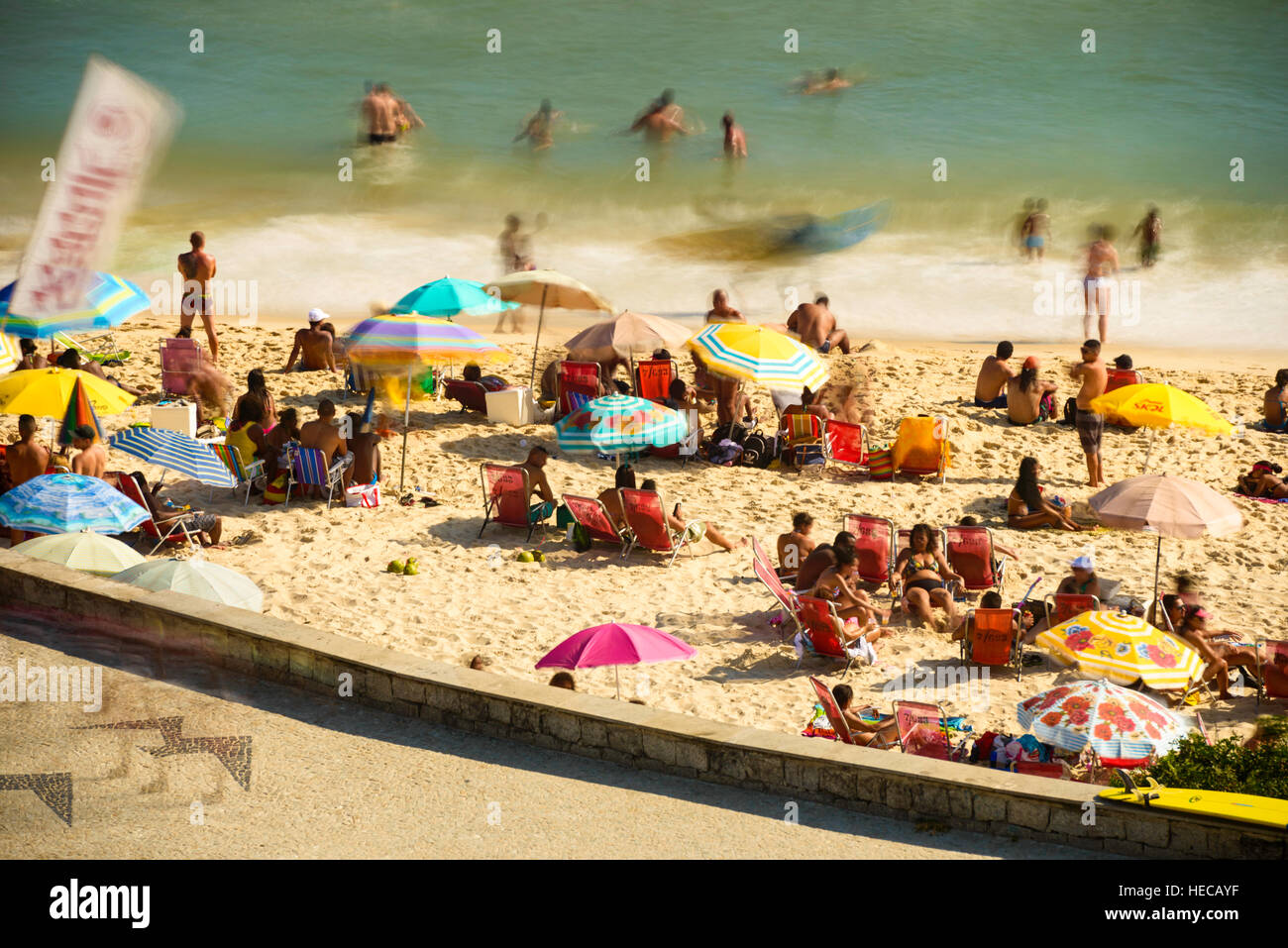 Swimming many people hi-res stock photography and images - Alamy