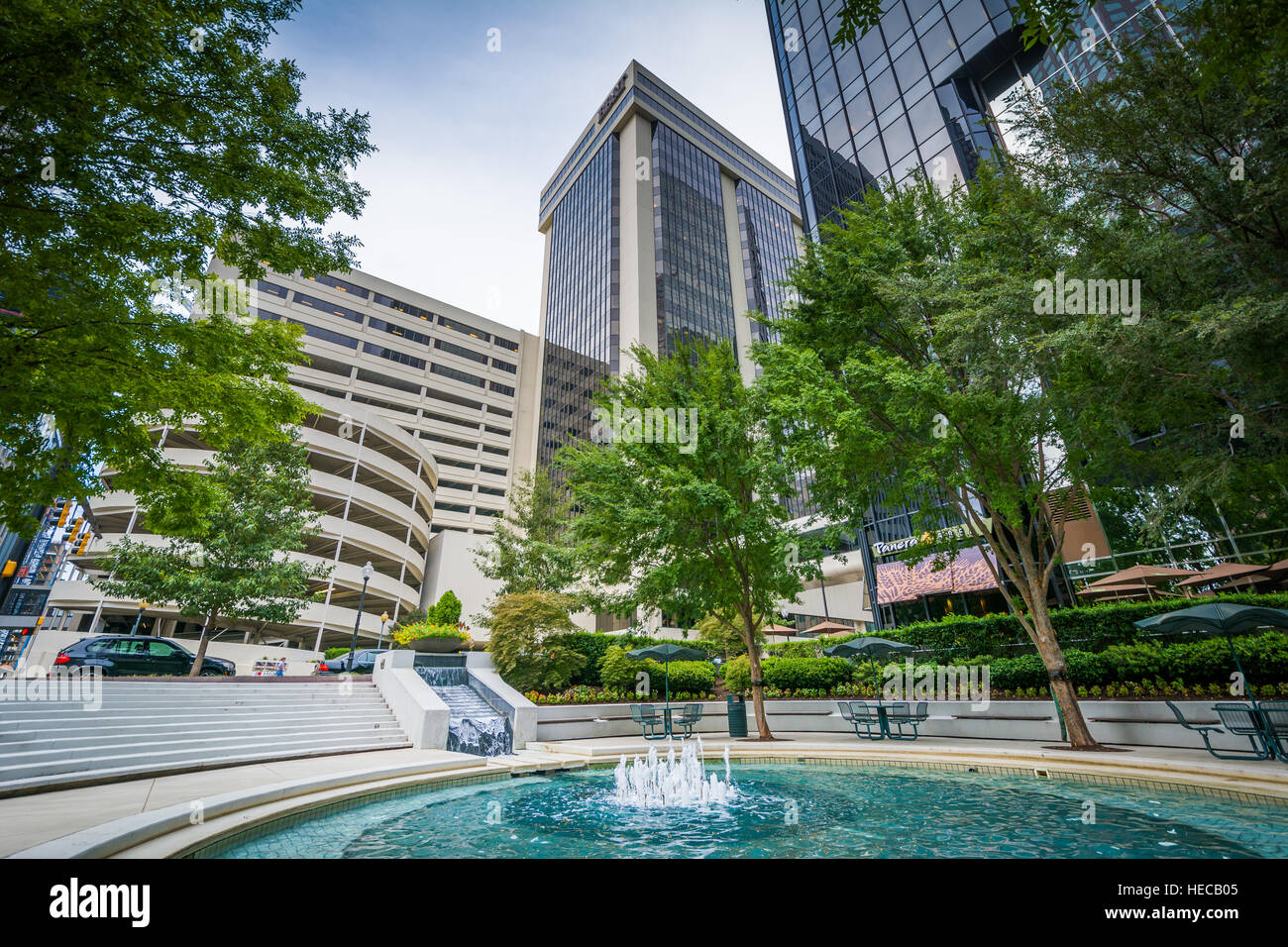 Fountain and modern buildings in Uptown Charlotte, North Carolina Stock ...