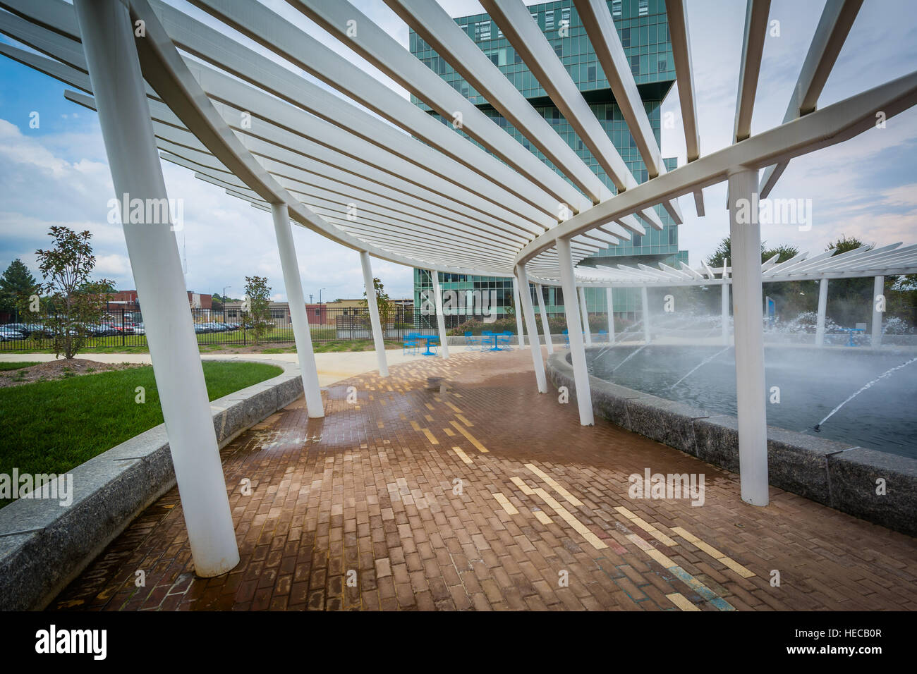 Fountain at First Ward Park in Uptown Charlotte, North Carolina Stock ...