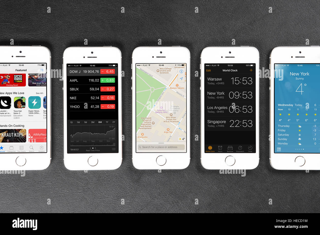 Iphone 5 maps hi-res stock photography and images - Alamy