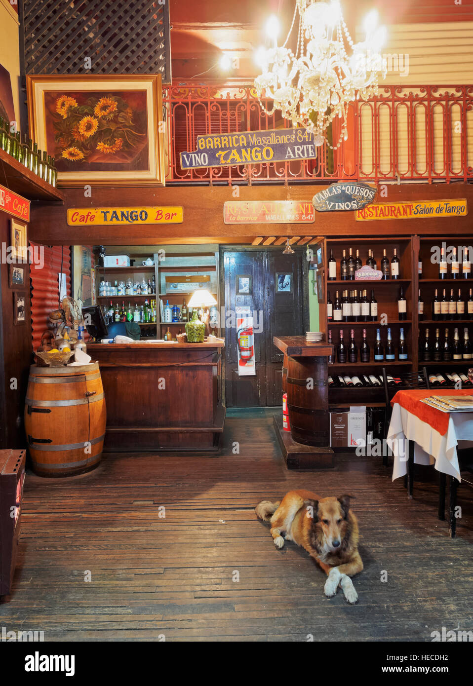 Argentina, Buenos Aires, La Boca, Traditional tango bar restaurant La ...