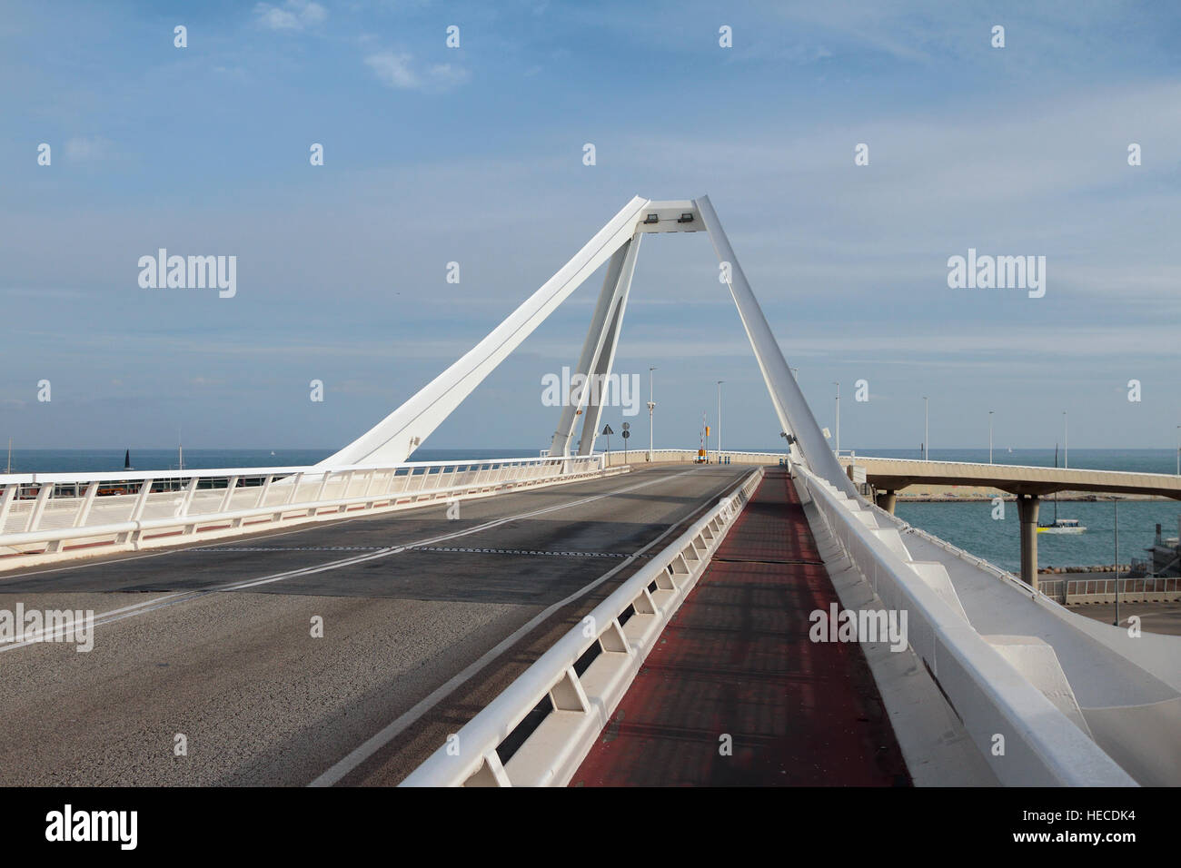 Pedestrian bridge barcelona hi-res stock photography and images - Alamy