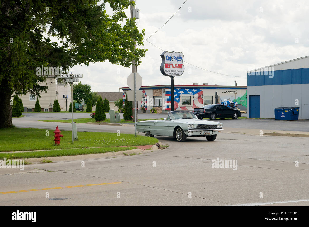 The Intersection of Route 66 and Illinois Route 17, Dwight, Livingston ...