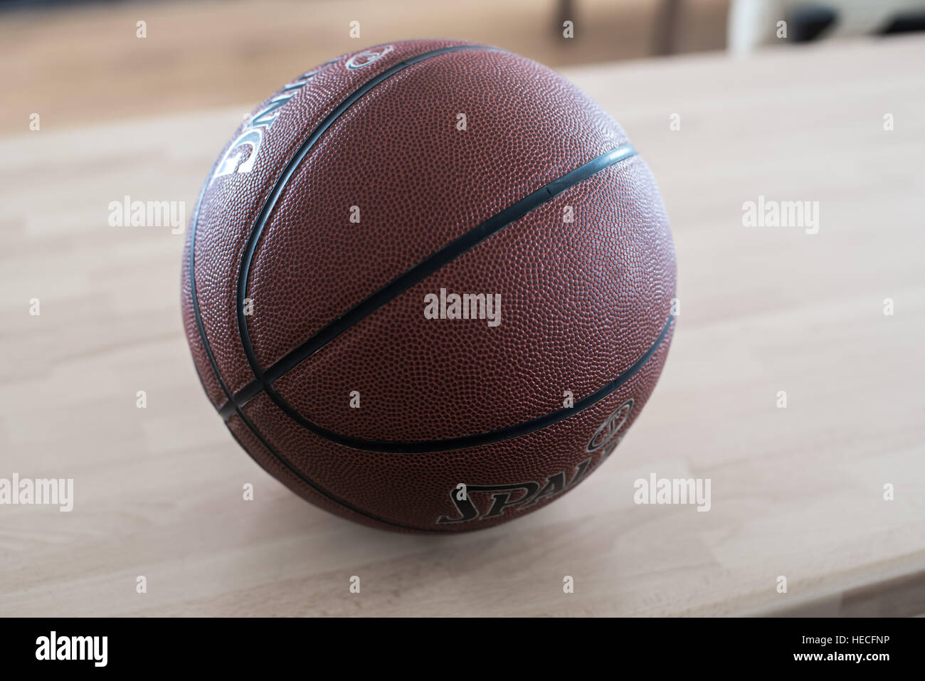 Basketball court icon hi-res stock photography and images - Alamy
