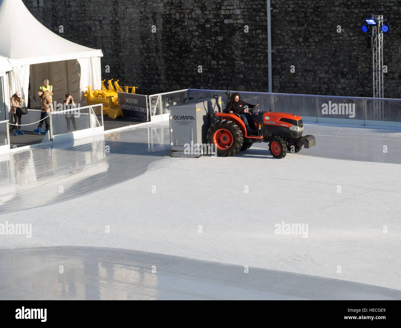 Cold crisp clearing hi-res stock photography and images - Alamy