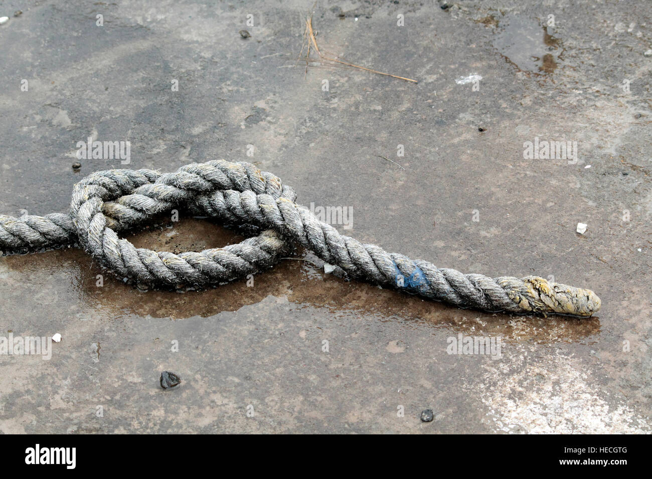 Wire rope knot hi-res stock photography and images - Alamy