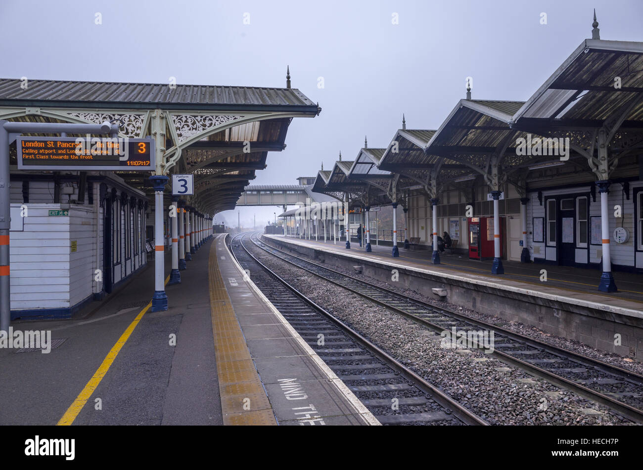 Kettering station hi-res stock photography and images - Alamy